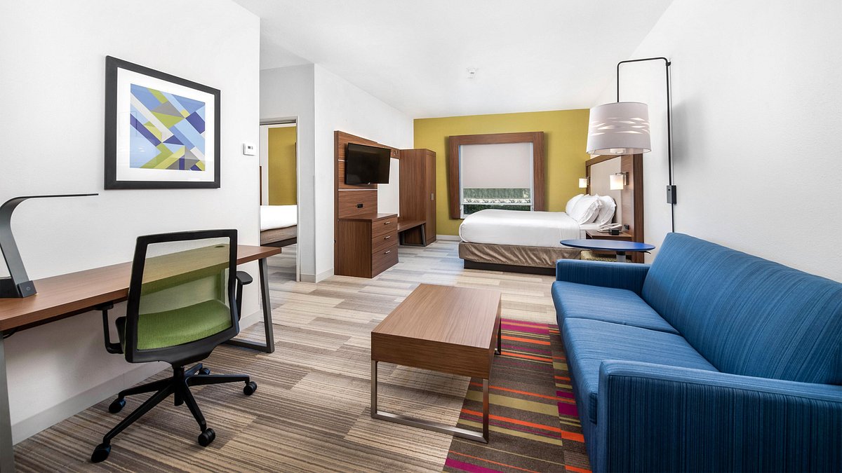 Holiday Inn, Conroe TX | Orlando Stay Accommodations